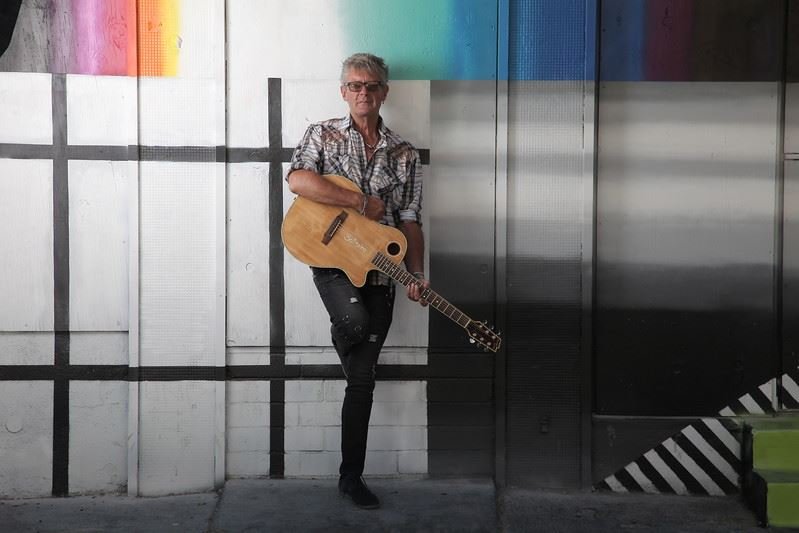 Keith Wren | Buffalo Rose